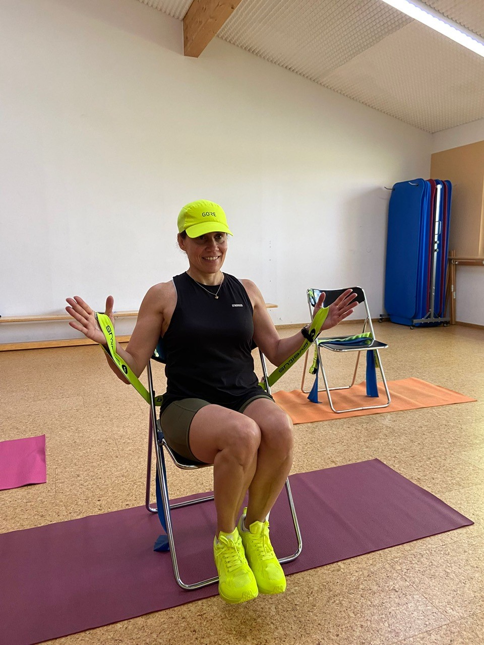 Chair Fit Routine mit Dania
